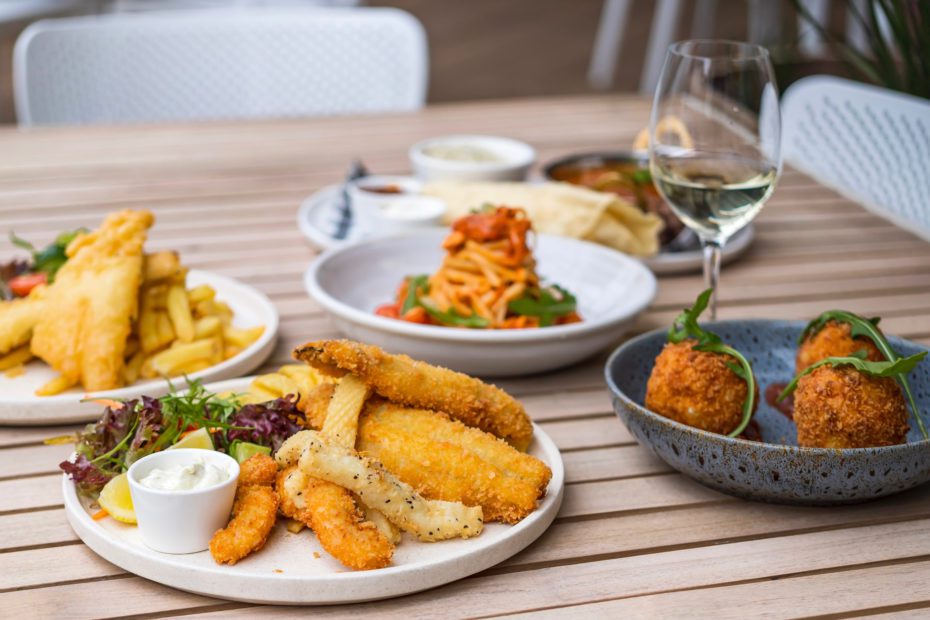 Dining - Port Broughton Hotel